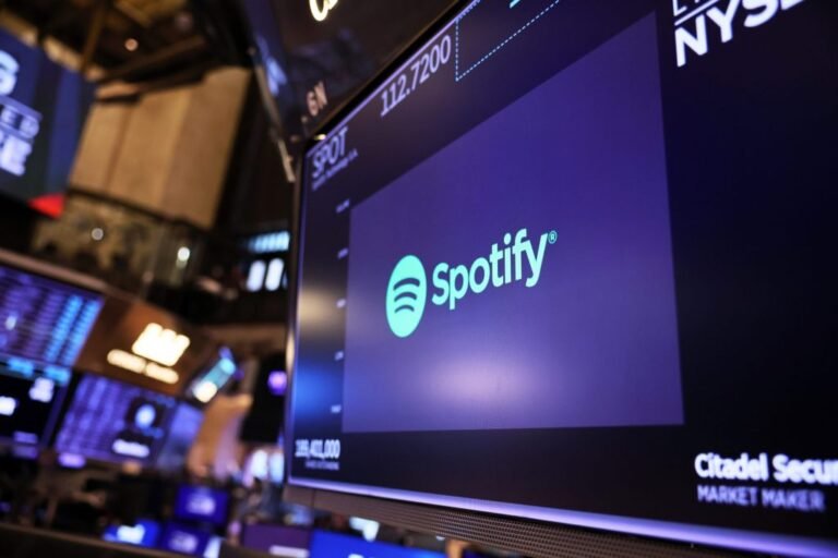 Spotify Hit With Lawsuit Claiming Royalty Rules Hurt Indie Artists ...
